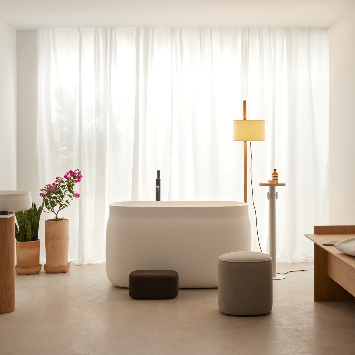 Duna Ofuro | Luxury Petite Freestanding Tub | Hastings Bath Collection