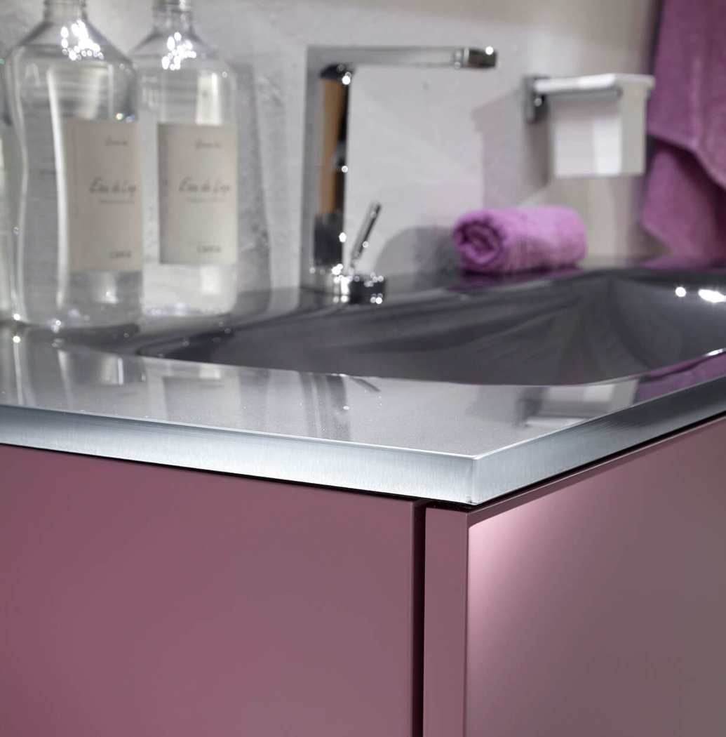 Cristallo | Glass Bathroom Countertops | Hastings Bath Collection